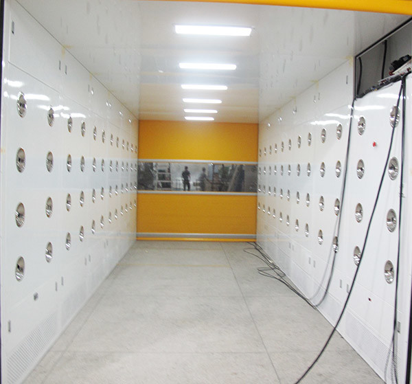OEM Clean Air Shower Tunnel With Auto High Fast Speed Shutter Doors By ...